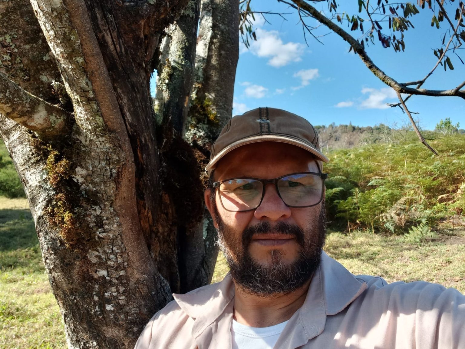 Edgar Alberto Caicedo Cuéllar – El poeta y caminante baquiano | EL LIBERAL
